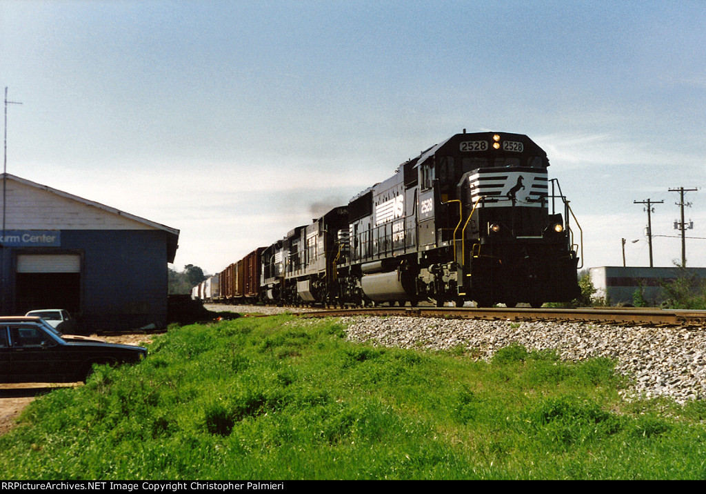 NS 2528 Leads No. 394